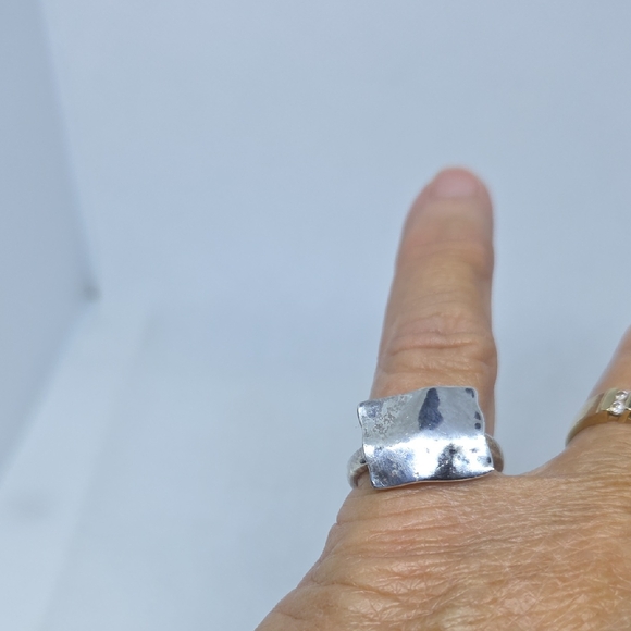 Silpada | Jewelry | Silpada Hammered Sterling Ring | Poshmark